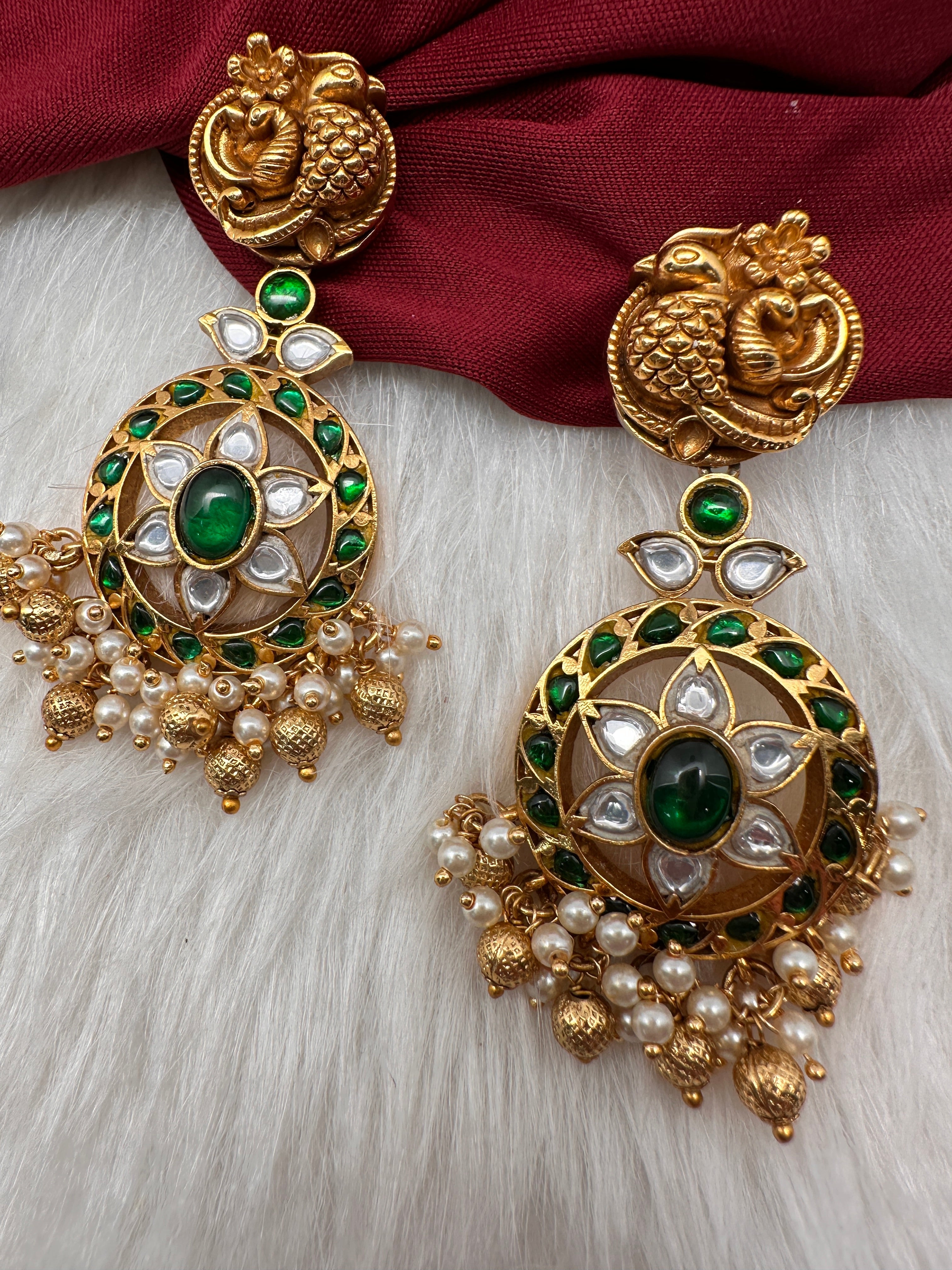 Antique kundan earrings store