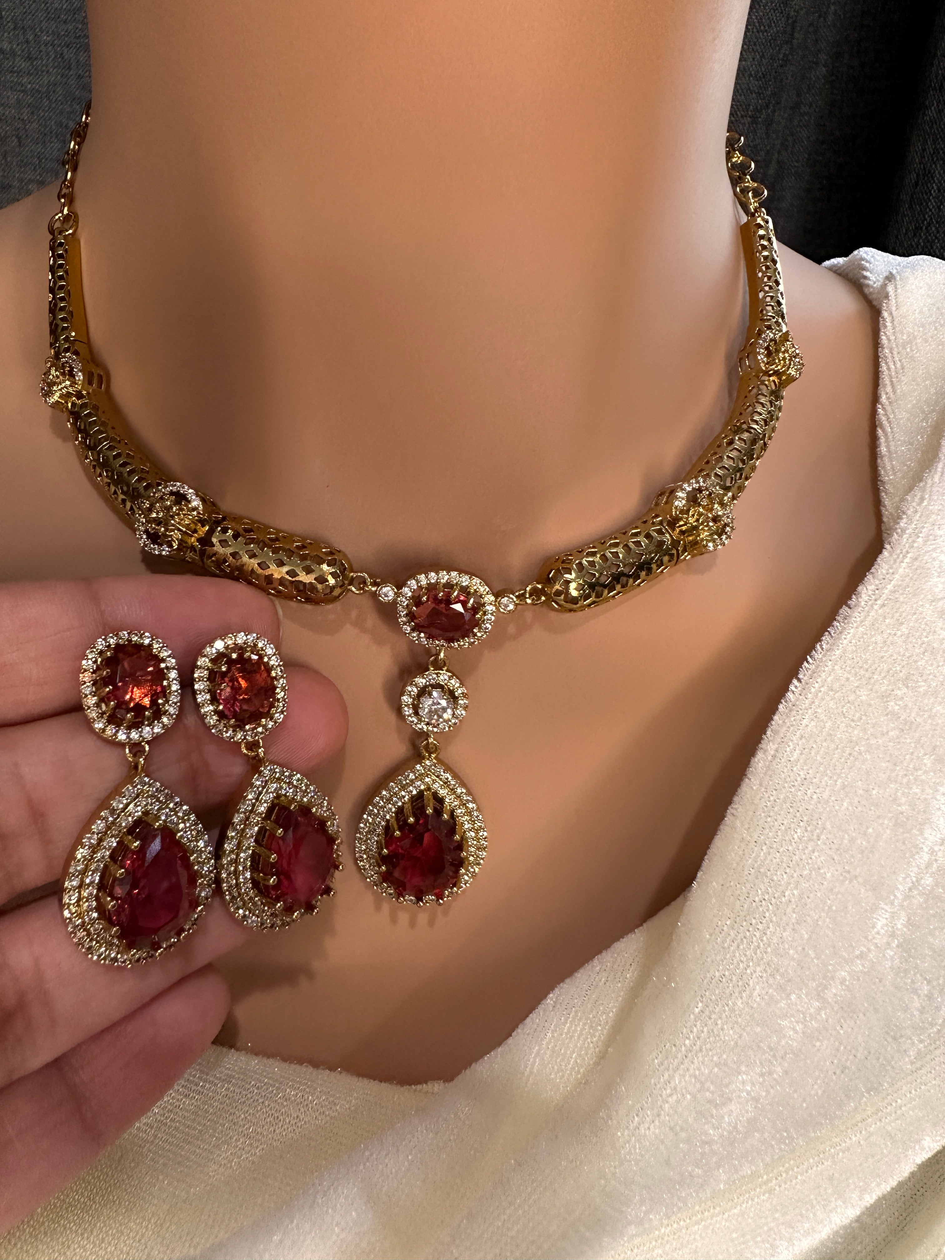 Kanthi CZ Color Stone Short Necklace – Sheetal's FabFashion