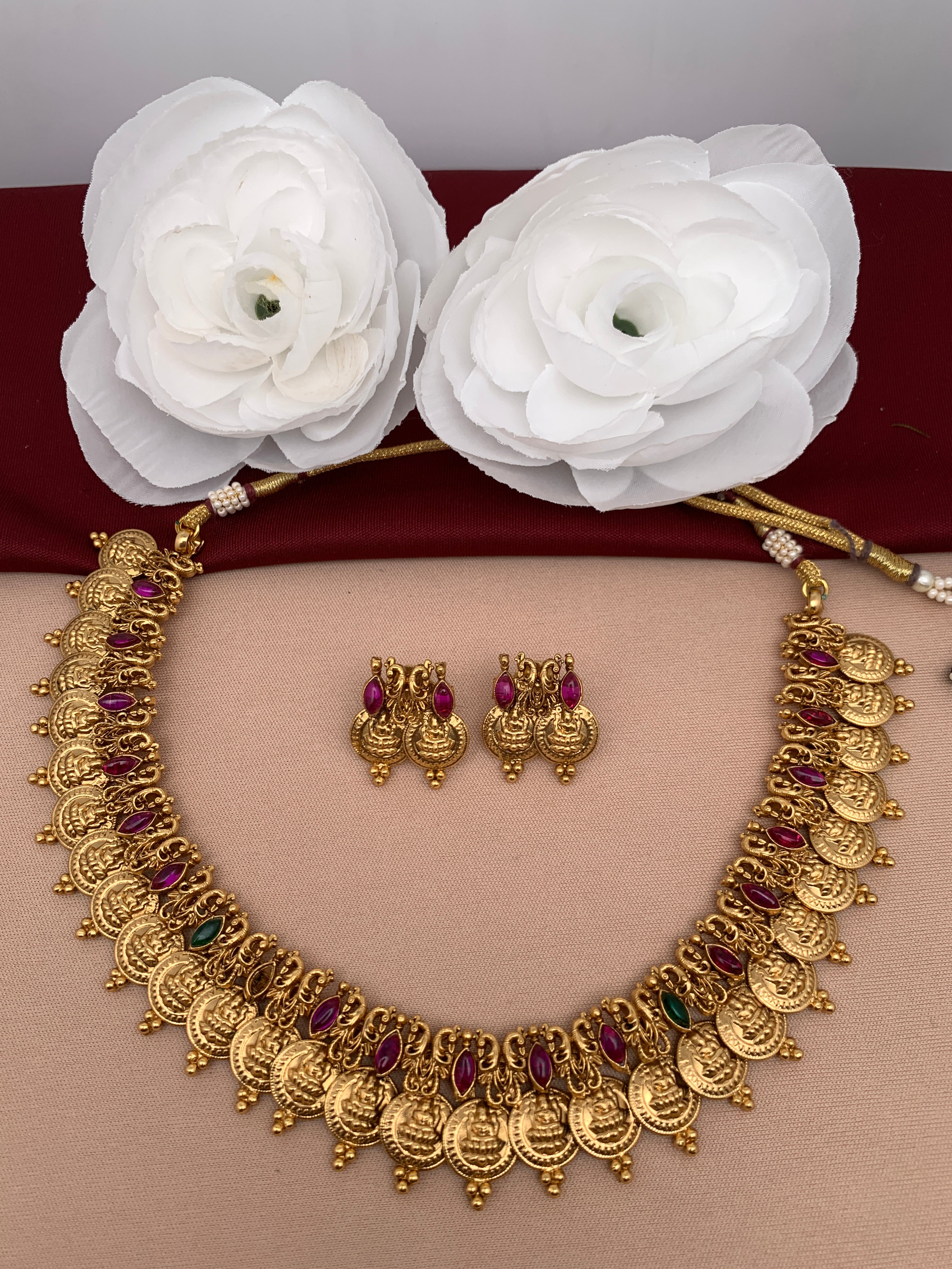 Lakshmi necklace set with price store